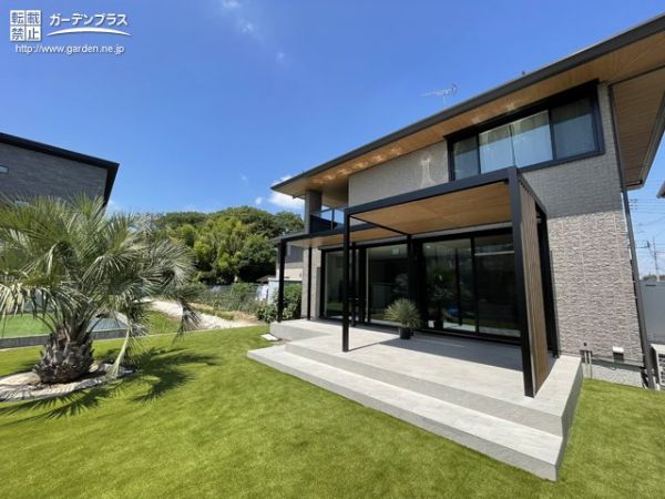 ラグジュアリーな大人のテラス空間を作るガーデンリフォーム (No.18084) / テラスまわりの施工例 | 外構工事のガーデンプラス