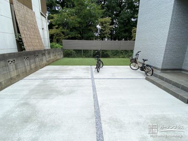 舗装によってローメンテナンスで使いやすくなった新築外構 (No.21027) / 新築外構一式の施工例 | 外構工事のガーデンプラス