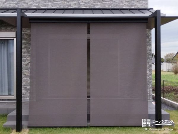 テラス屋根とシェードを取り付け快適なデッキ空間を演出した工事 (No.24081) / テラスまわりの施工例 | 外構工事のガーデンプラス
