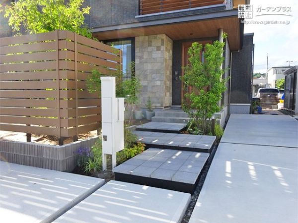 癒されるような情景とプライベート空間を確保した和モダンな新築外構 (No.24641) / 新築外構一式の施工例 | 外構工事のガーデンプラス